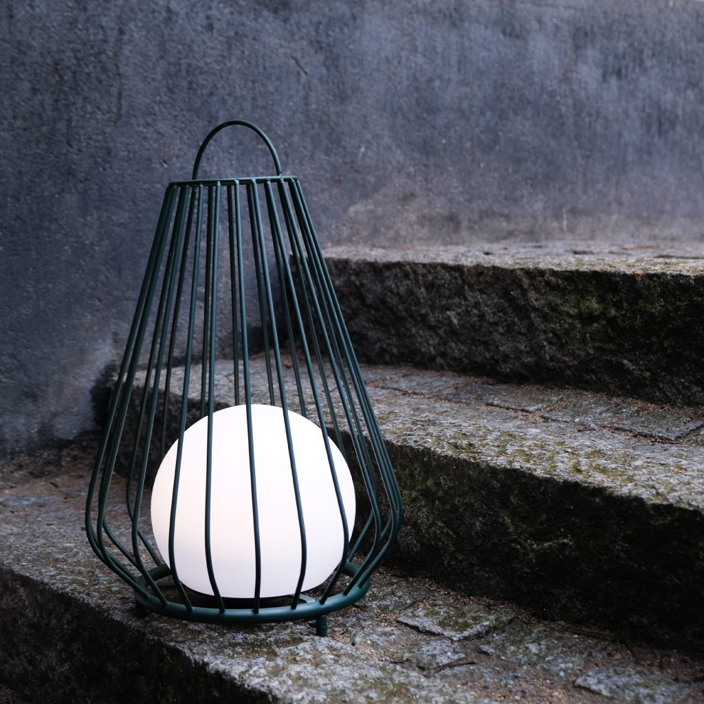 Solarna lampa zewnętrzna Evesham w zielonym kolorze - Ryssa